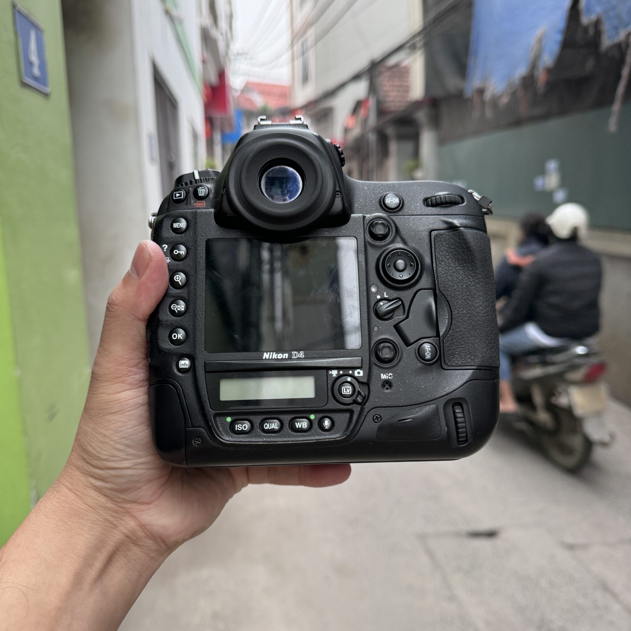 Nikon D4 Body mới 96% - bảo hành 06 tháng -Hình ảnh thực tế - HANOICAM